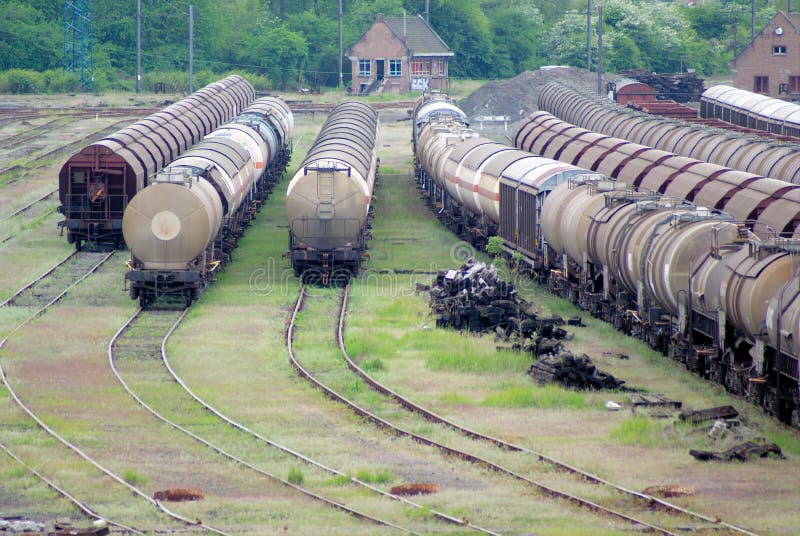 Het Konvooi Van Het Ruilmiddel En Van De Trein Stock Foto - Image of ...