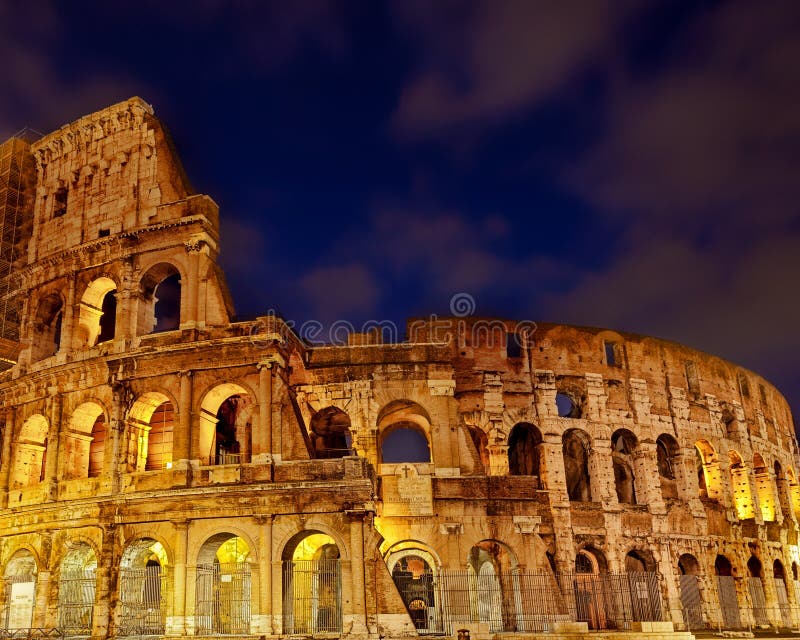 Het Majestueuze Coliseum-Amfitheater Stock Afbeelding - Image of deel ...