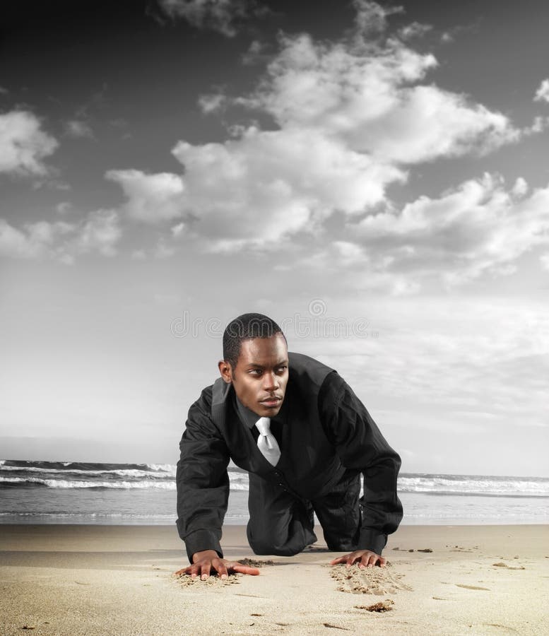 Modieuze Mannelijke Model Op Het Strand Stock Foto - Image of stijl ...