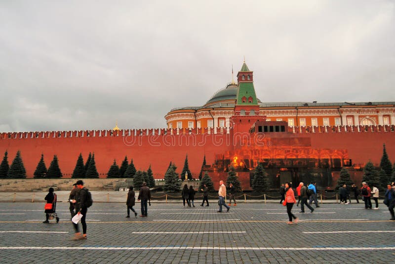 Het Mausoleum Van Lenin ` S in Moskou, Rusland Redactionele Afbeelding ...