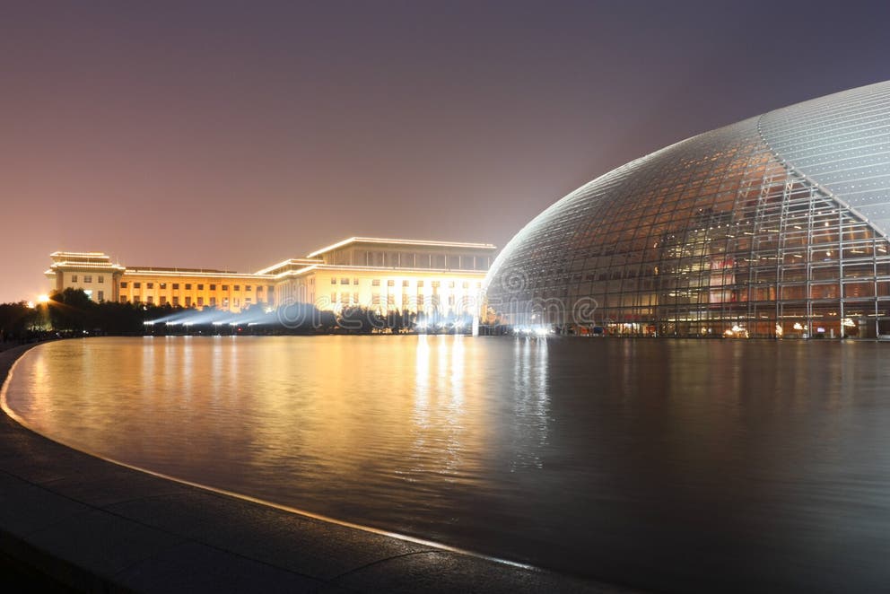 Het Nationale Theater Van Peking Stock Foto - Image of mensen ...