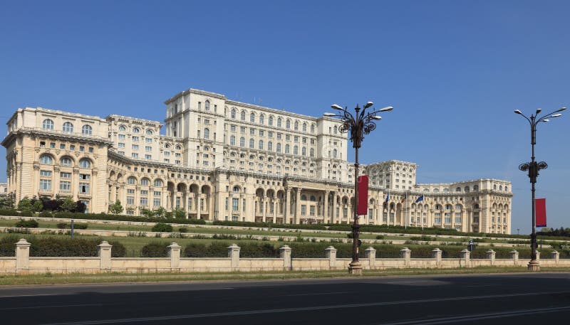 Het Parlementspaleis, Boekarest, Roemenië Stock Afbeelding - Image of ...