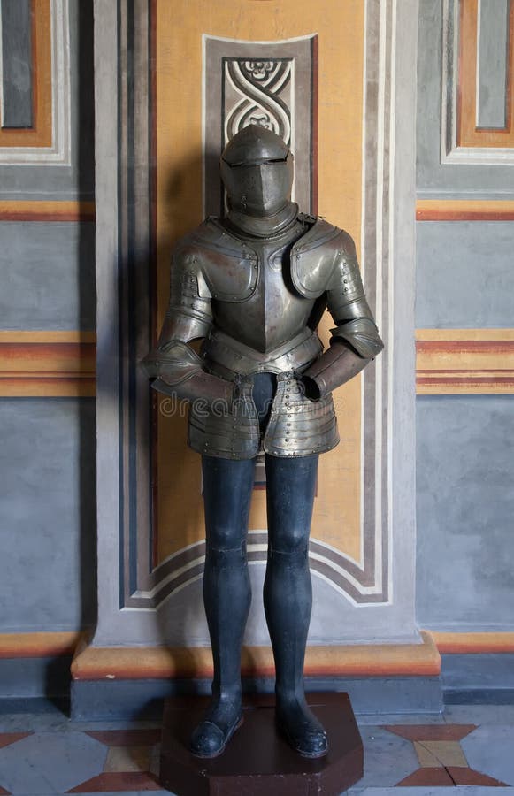 Ridderpantser Een Jousting Lans En Paardpantser Stock Foto - Image of ...