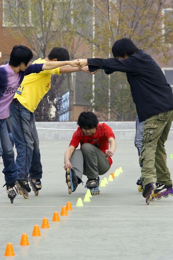 Het Schaatsen Van De Rol Spel Redactionele Stock Foto - Image of ...