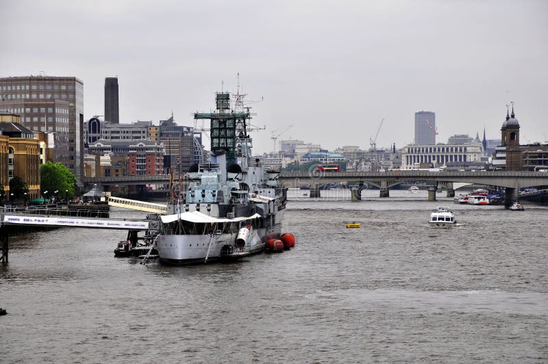 Het Slagschip Van HMS Belfast Stock Afbeelding - Image of zwart ...