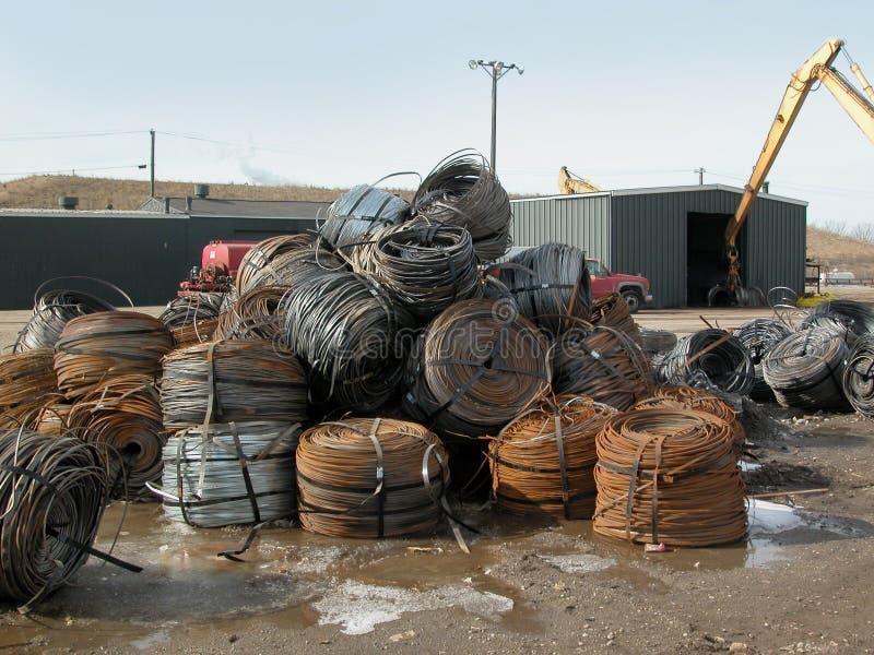 Het staal van het schroot stock foto. Image of ijzer - 13178888
