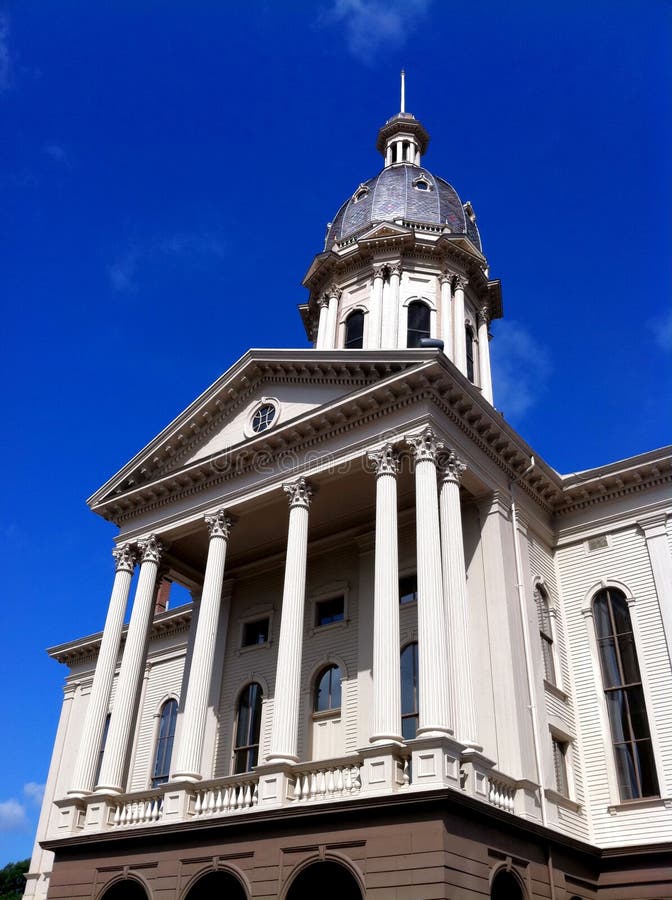Stadhuis van Middleboro stock foto. Image of zaal, stad - 15151274