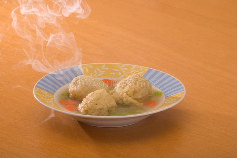 Het Stomen Van De Soep Van De Bal Matzo Stock Foto - Image of soep ...