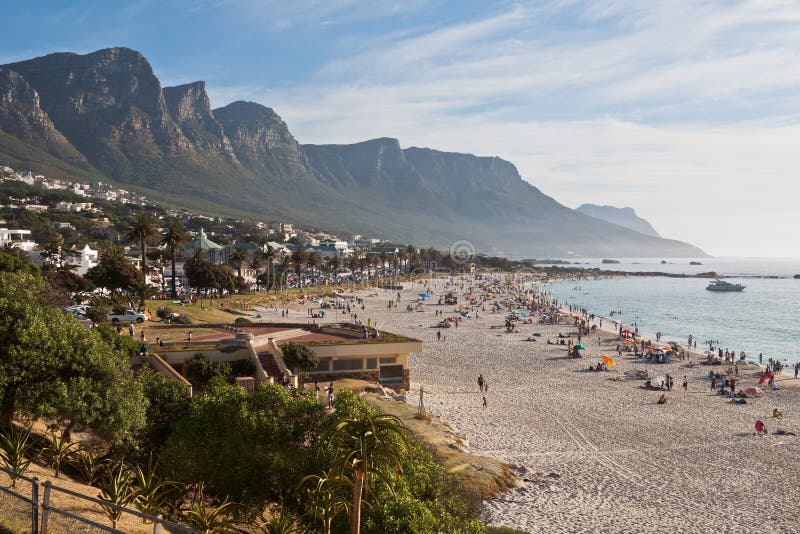 Kampeert Baaistrand Dichtbij Cape Town Zuid-Afrika Bij De Voet Twaalf ...