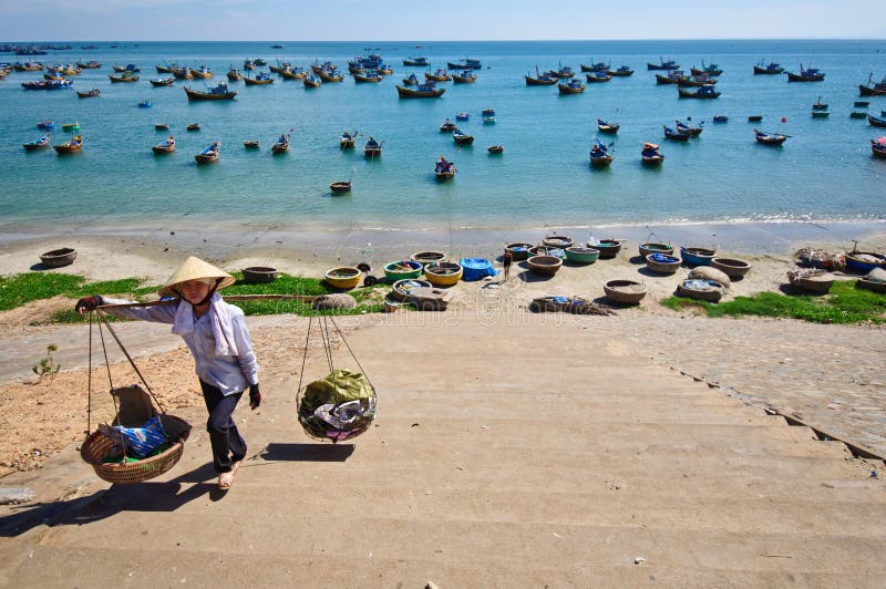 Het strand van Ne van Mui redactionele stock afbeelding. Image of ...