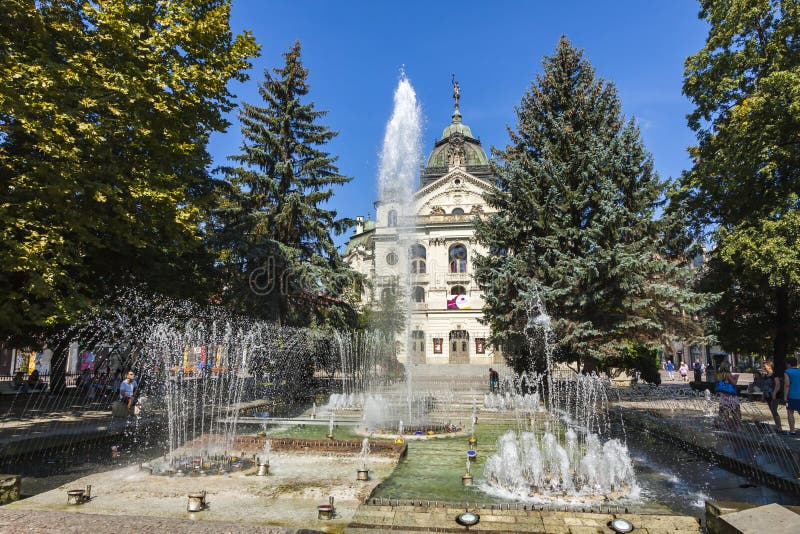 Het Theater Van De Staat in Het Centrum Van Kosice-stad, Slowakije ...