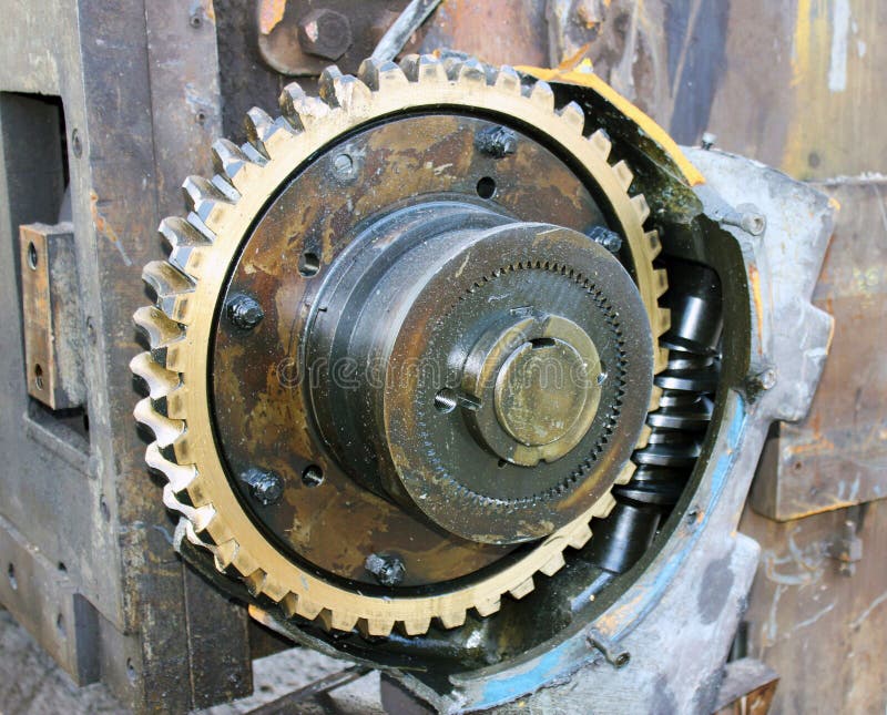 Het Toestel Van Het Messing En Het Toestel Van De Worm Stock Foto ...