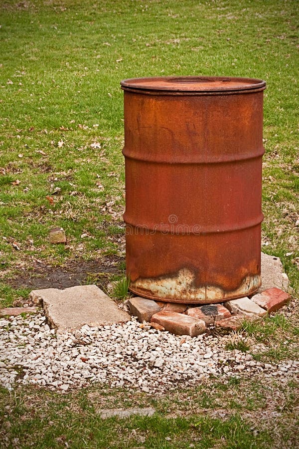 Het Vat van de brandwond stock afbeelding. Image of groen - 19132979