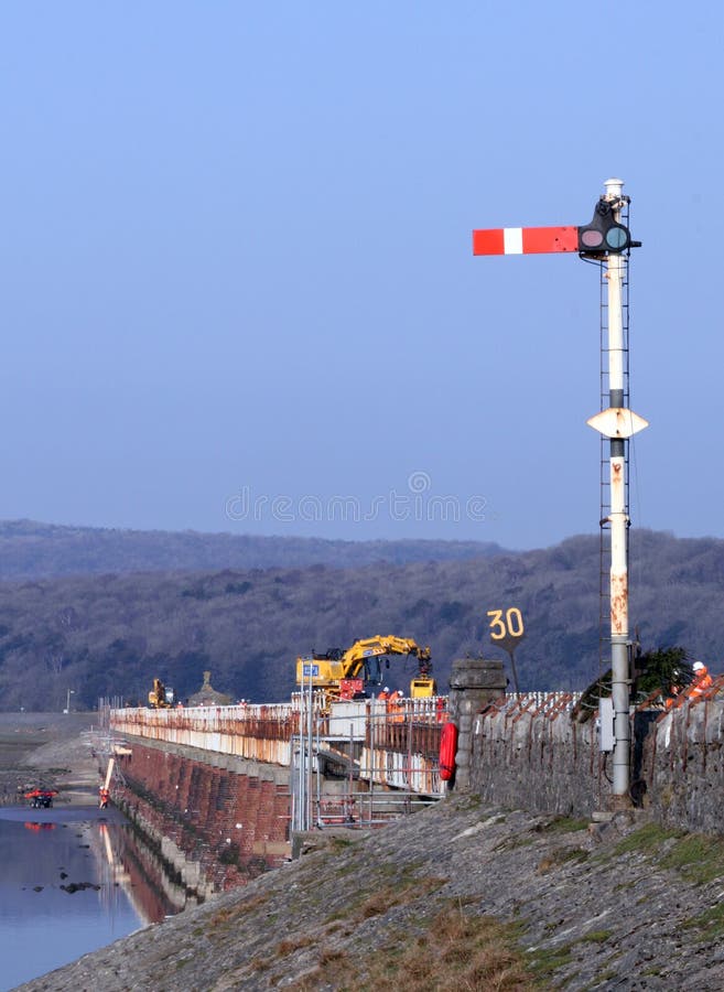 Het Vervangen Van Het Dek Van Het Viaduct Arnside (van Kent ... Het Vervangen Van Het Dek Van Het Viaduct Arnside (van Kent ...