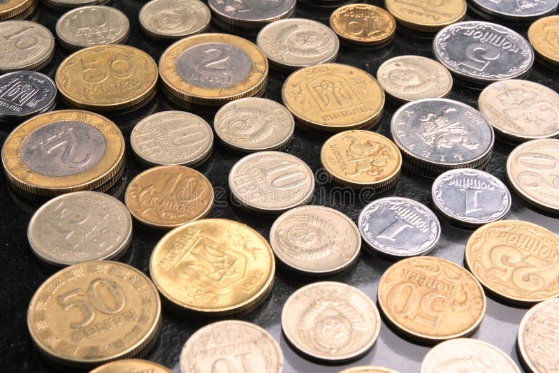 Munten verzamelen stock afbeelding. Image of geïsoleerd - 3755007