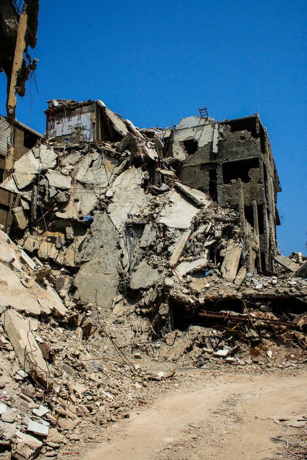 2006 Lebanon War Stock Photos - Download 180 Royalty Free Photos