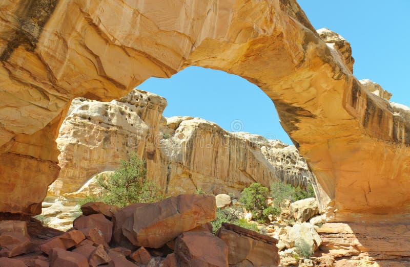 Hickman Bridge Natural Rock Arch Stock Image - Image of park, scenic ...