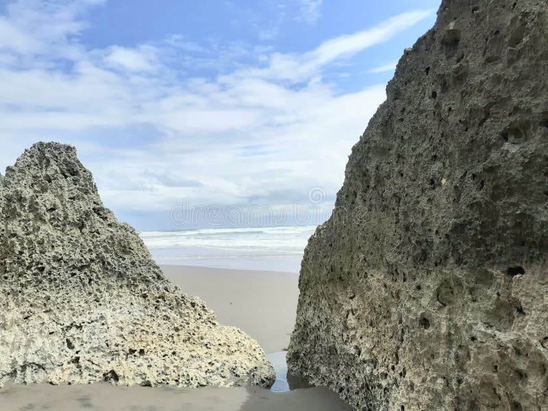 The Hidden Beach Behind the Rock Stock Image - Image of view, hidden ...