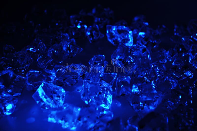 Hielo azul imagen de archivo. Imagen de polarizado, helado - 1615075