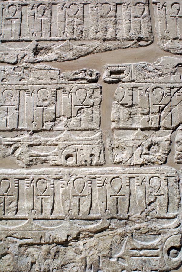 Hieroglyphen, Tempel Von Karnak, Ägypten Stockfoto - Bild von thebes ...