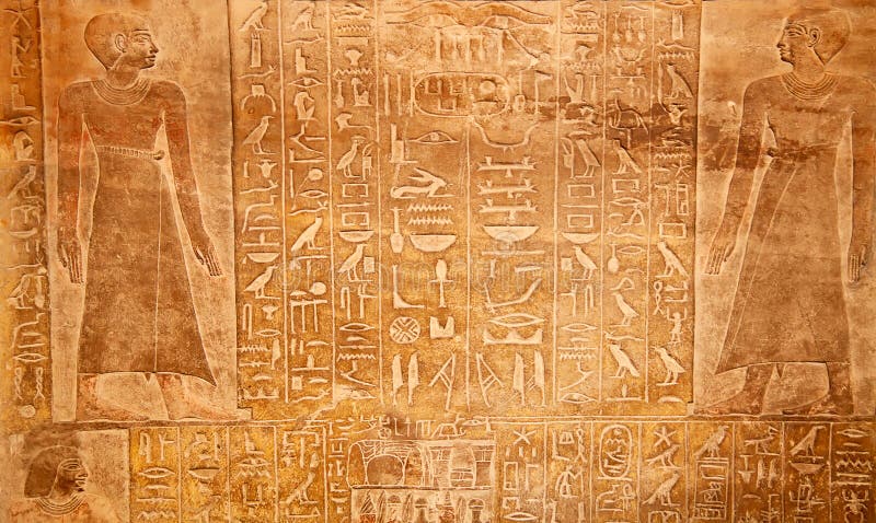 Hieroglyphen auf der Wand stockfoto. Bild von kultur - 64823390