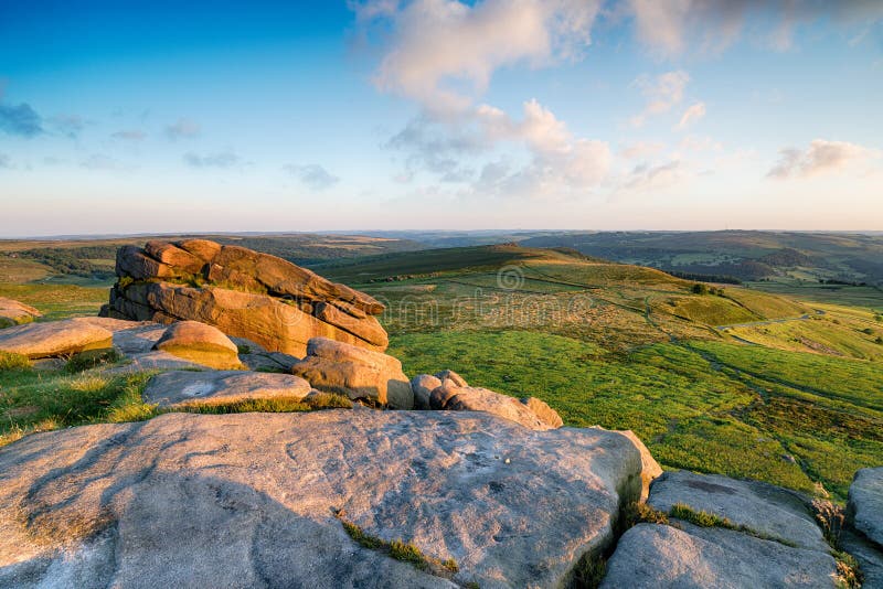 Higger Tor near Sheffield stock image. Image of green - 95670969