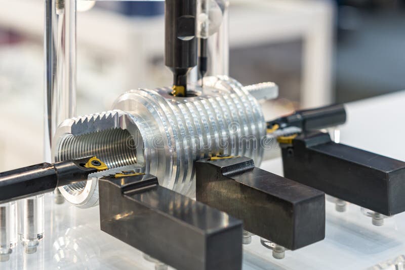 High Accuracy Many Kind or Function of Cutting Tool and Workpiece of ...