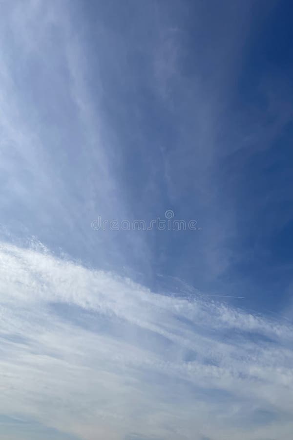 314 Streaky Cloud Formations Stock Photos - Free & Royalty-Free Stock ...