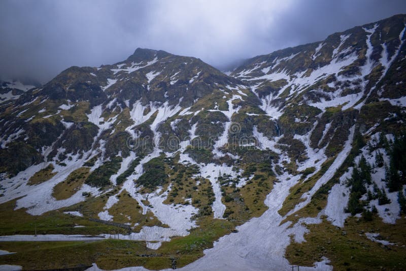 High altitude mountains stock photo. Image of range, clouds - 2517332