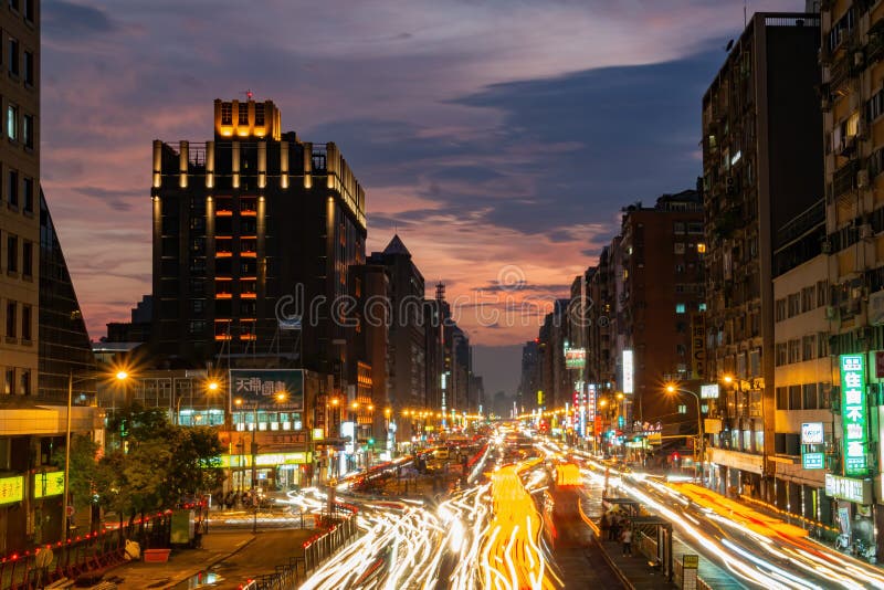 High Angle Sunset View of the Busy Cityscape Editorial Photography ...