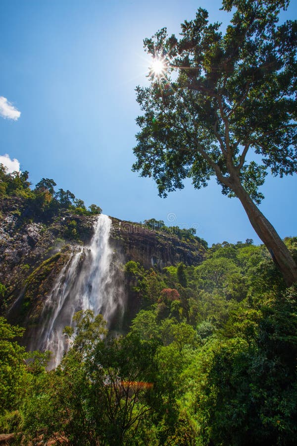 High Bambarakanda Waterfall Stock Photo - Image of river, rock: 31894004