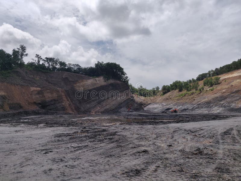 High Grade Coal Mine, Coal Layer Stock Image - Image of outdoors, rock ...