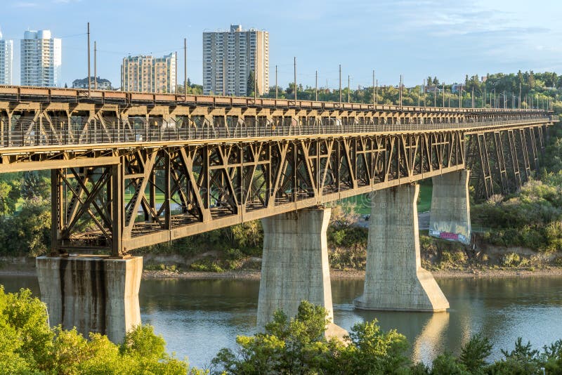High Level Bridge of Edmonton Editorial Image - Image of edmonton ...
