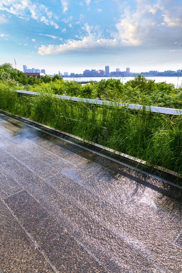 High Line Park Manhattan New York US Stock Photo - Image of modern ...
