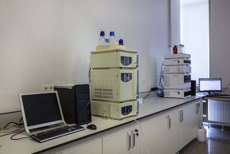 Chromatography Sample Well Plate and Mat Stock Image - Image of ...