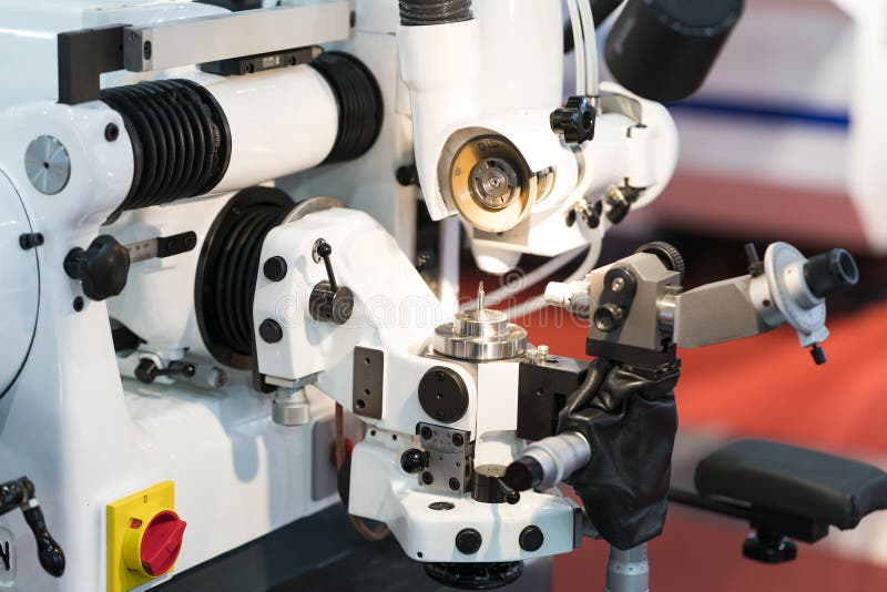 High Precision Carbide Cutting Tool Grinding by CNC Automatic Gr Stock ...