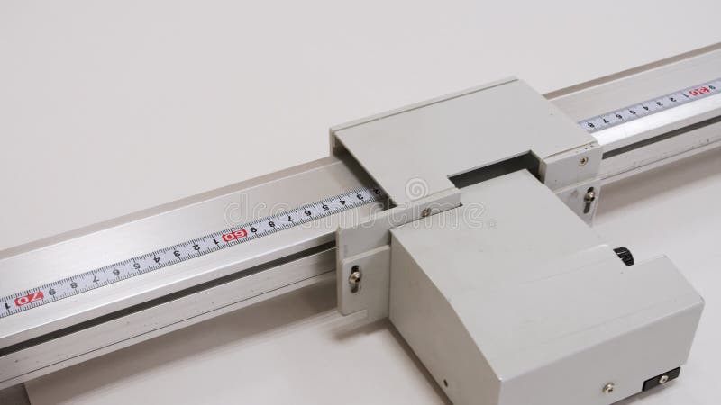 High Precision Digital Cutting System - Flatbed Cutter, Router during ...