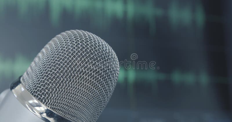 Audio Waveform Mono Green - a Visualization of Audio Waveforms. 4K ...