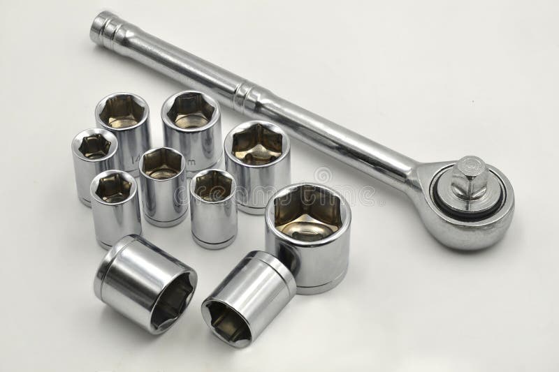 High-quality Socket Wrench Set with Various Sizes for Automotive and ...