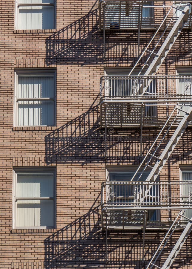 Fire Escape Ladder Facade High Rise Building Safety Stock Photos - Free ...