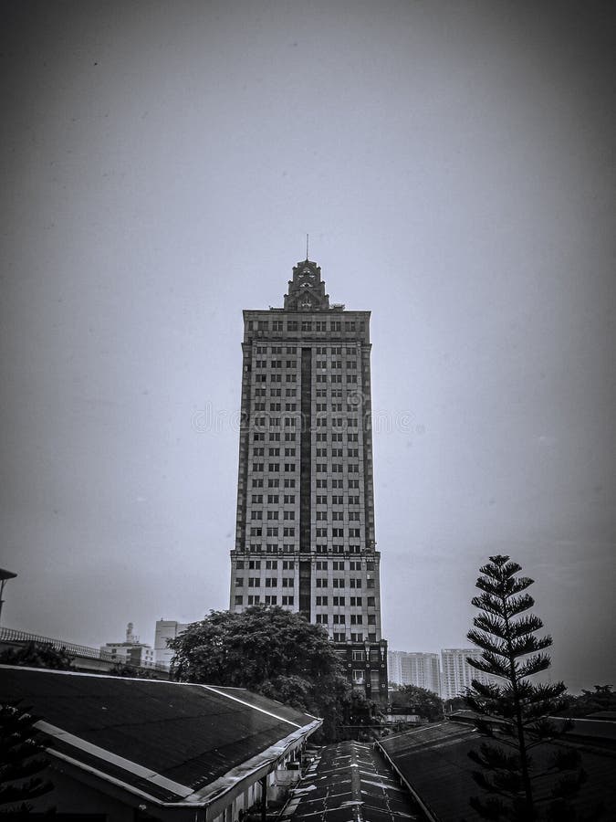 A High-rise Building that is Aesthetic and Has a Unique and Cool ...