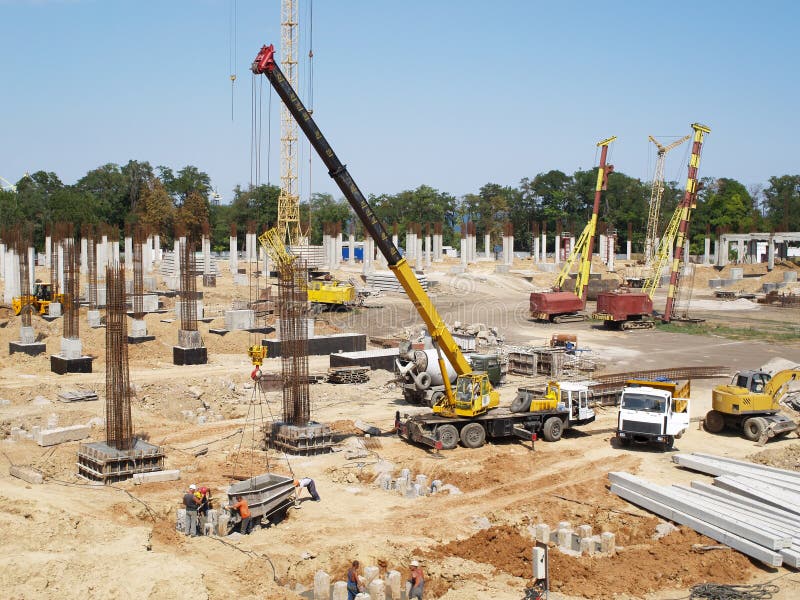 High rise construction stock photo. Image of built, hotel - 13939708