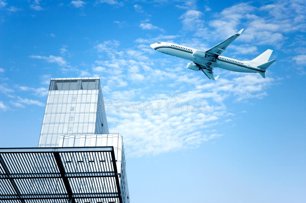 High-rise van de stad stock foto. Image of stijging, hoog - 18153566