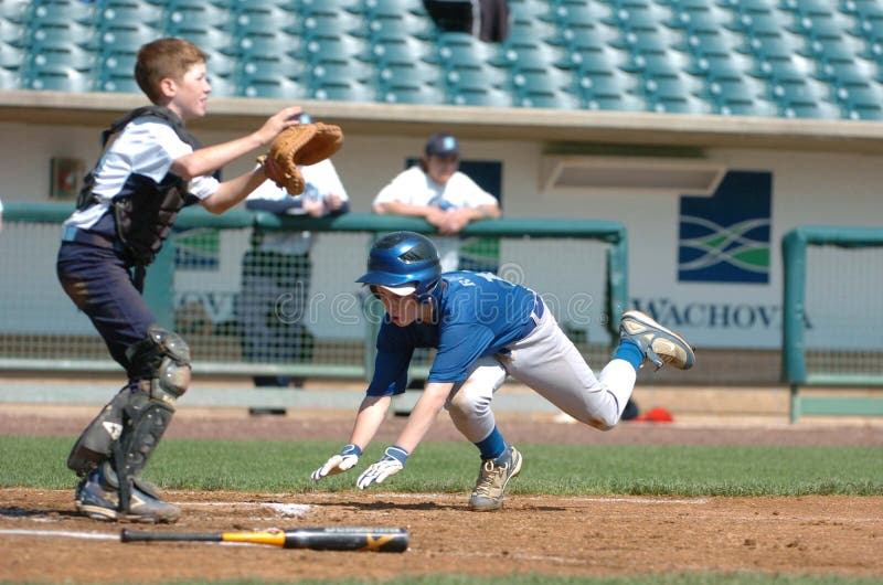 High School Boys Baseball Game Editorial Photo - Image of action, slide ...