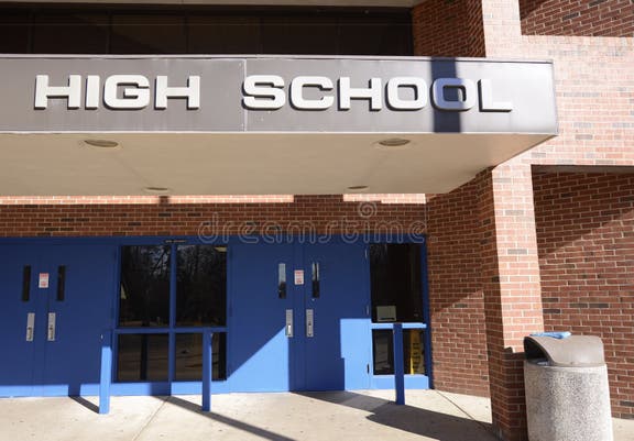 165,506 School Building Stock Photos - Free & Royalty-Free Stock Photos ...