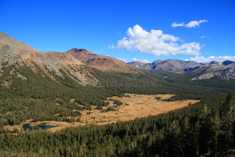 High Sierra Mountains stock photo. Image of winter, inyo - 87268034