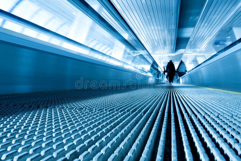 High-speed Moving Escalator Stock Image - Image of commuter, city: 16648665