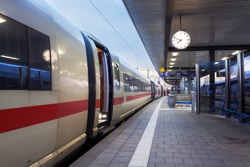 High Speed Passenger Train on Railroad Platform. Railway Station Stock ...