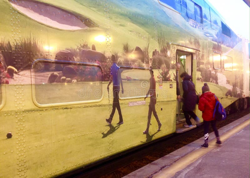 Go transit train graffiti editorial stock image. Image of cars - 110759519