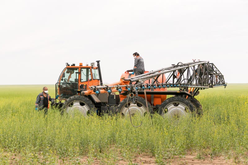 255 High Tech Machines Stock Photos - Free & Royalty-Free Stock Photos ...